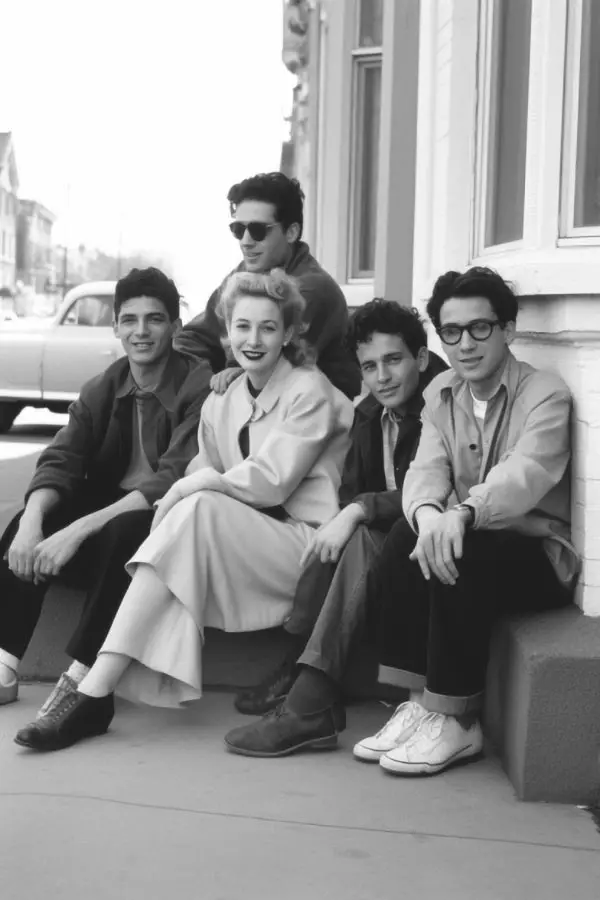 Popular Fads and Trends Of The 1950's - Mental Scoop