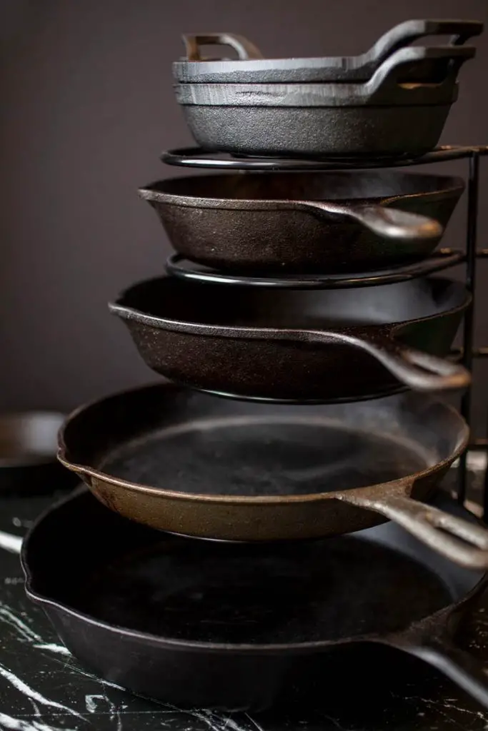 5 Golden Rules For Caring For Cast Iron Cookware - Mental Scoop