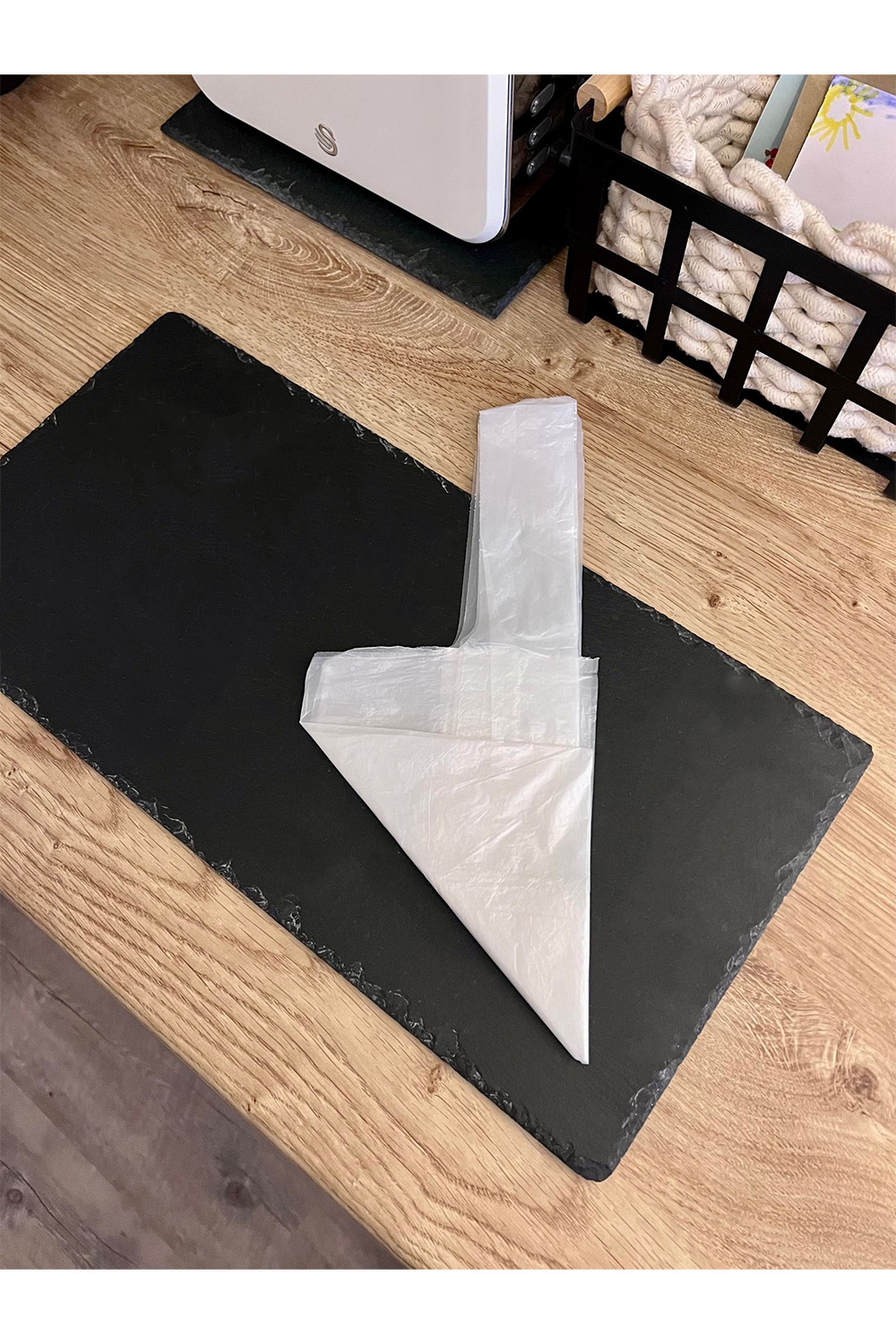 Best Way To Fold Your Plastic Bags To Maximise Storage! - Mental Scoop